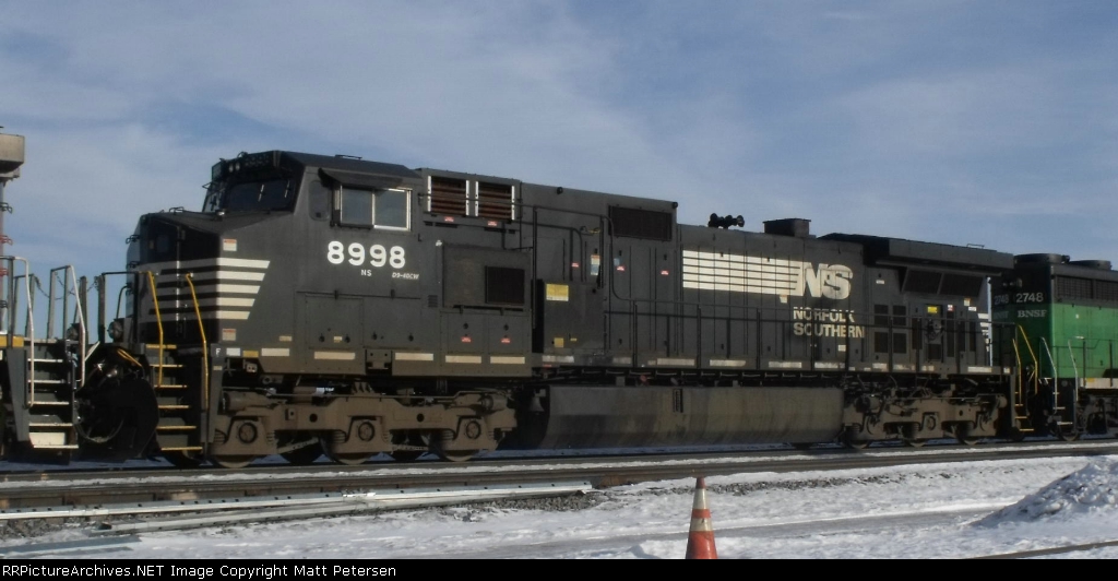NS 8998
